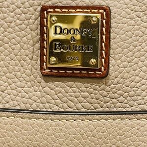 Dooney & Bourke | Bags | Dooney And Bourke Lexington Elephant Pebbled ...